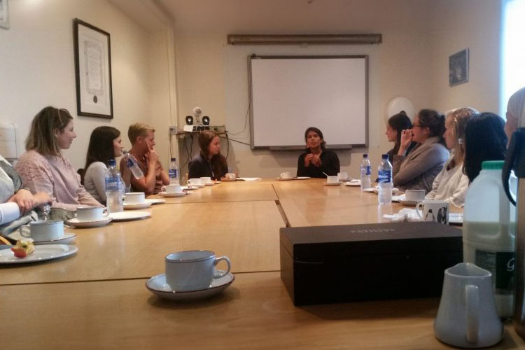 Marine Mammal Science MSc students meet Dr Asha de Vos – School of ...